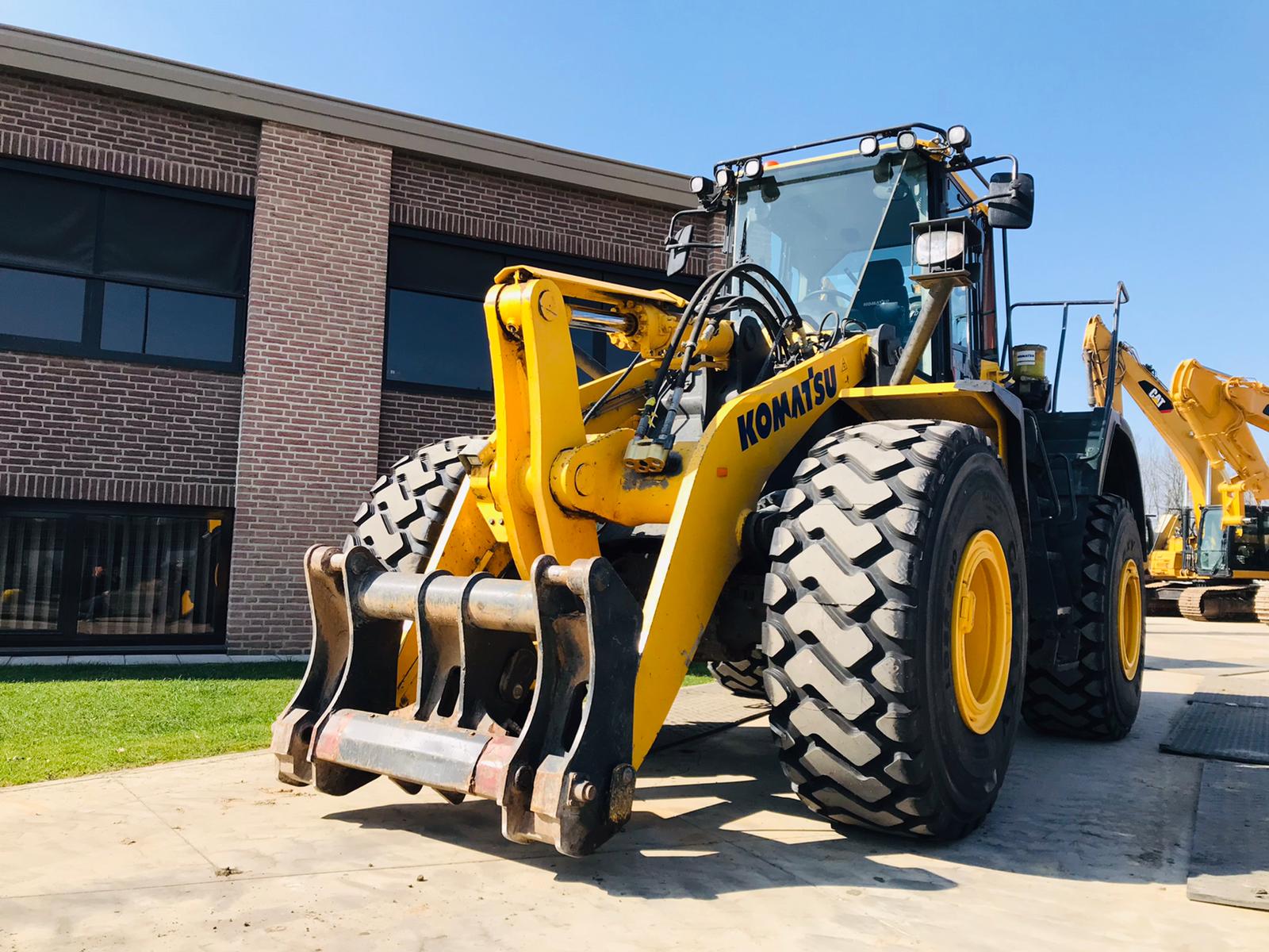 Wheel Loaders - Yellowdozer