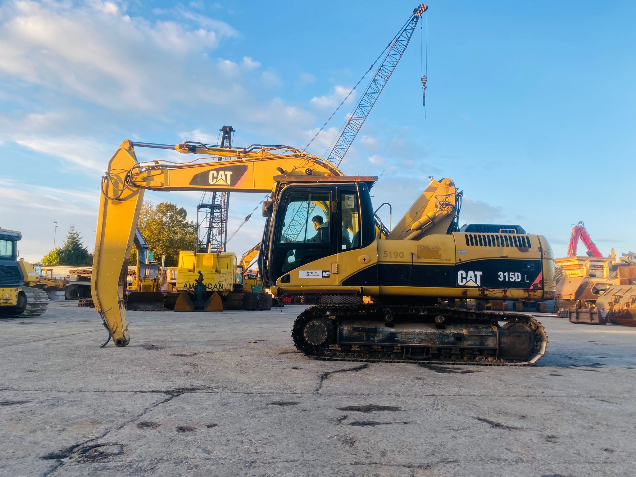 Caterpillar 315DL - Yellowdozer
